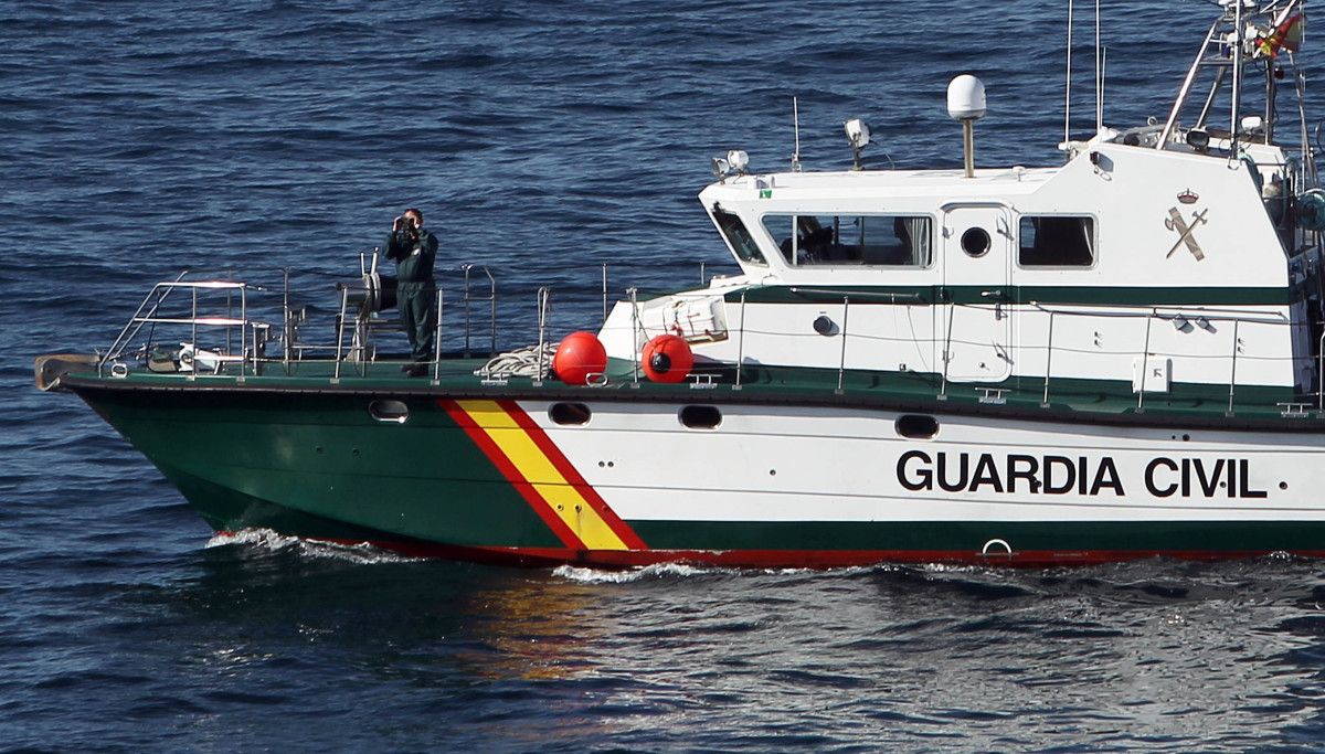 Operativo de búsqueda de la Guardia Civil en Punta Faxilda