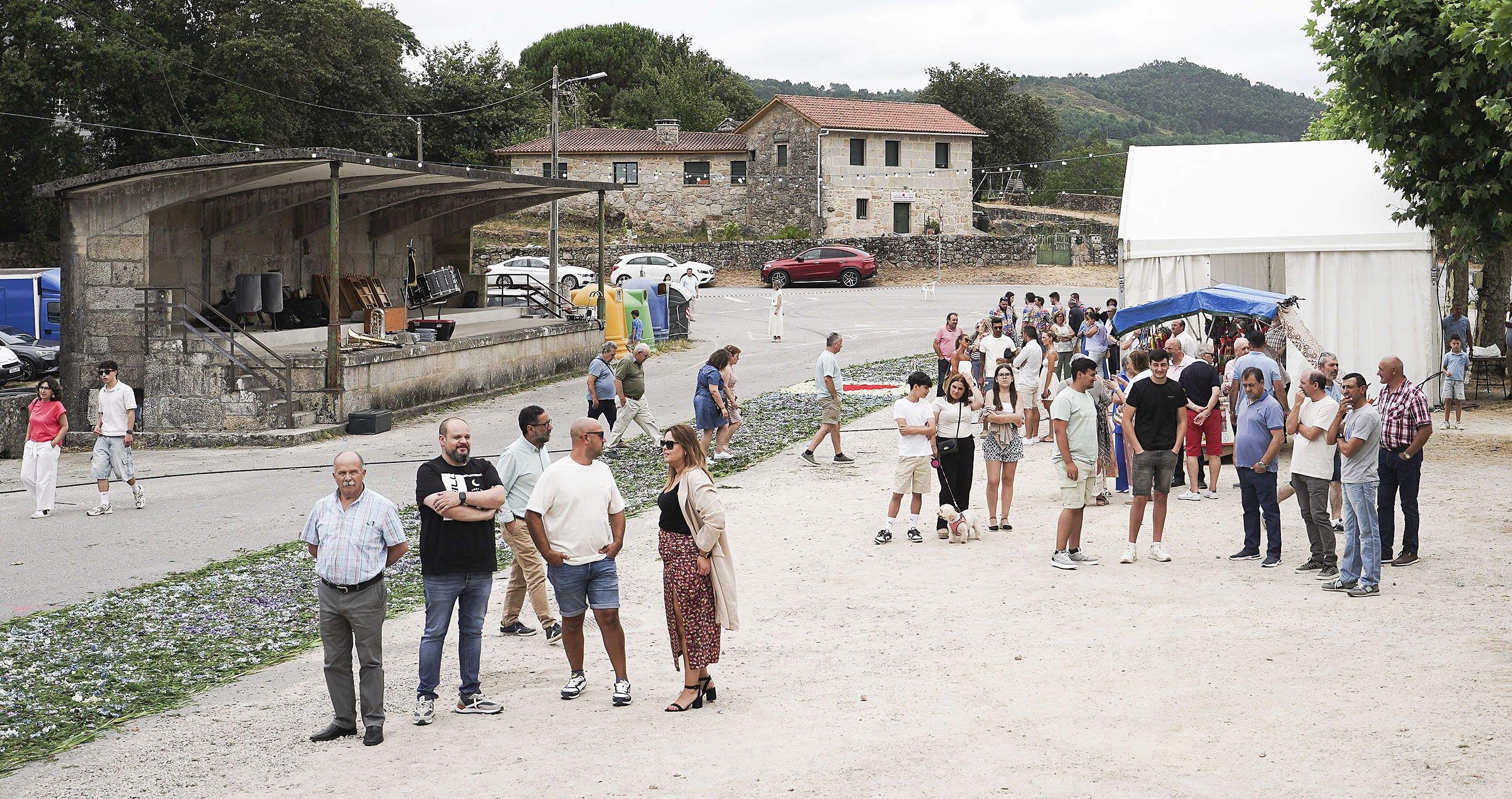 Homenaxe a 'Fari' en Xeve