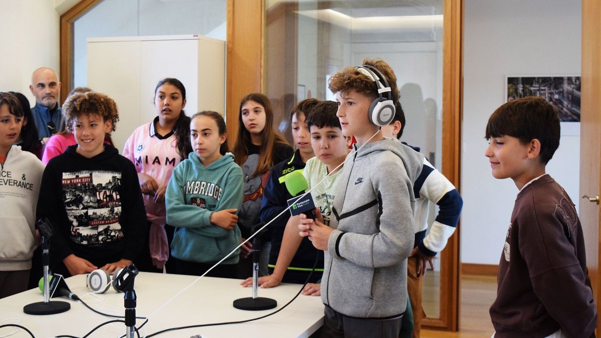 PODCAST. Begoña Caamaño responde as preguntas dos estudantes do CEIP de ...