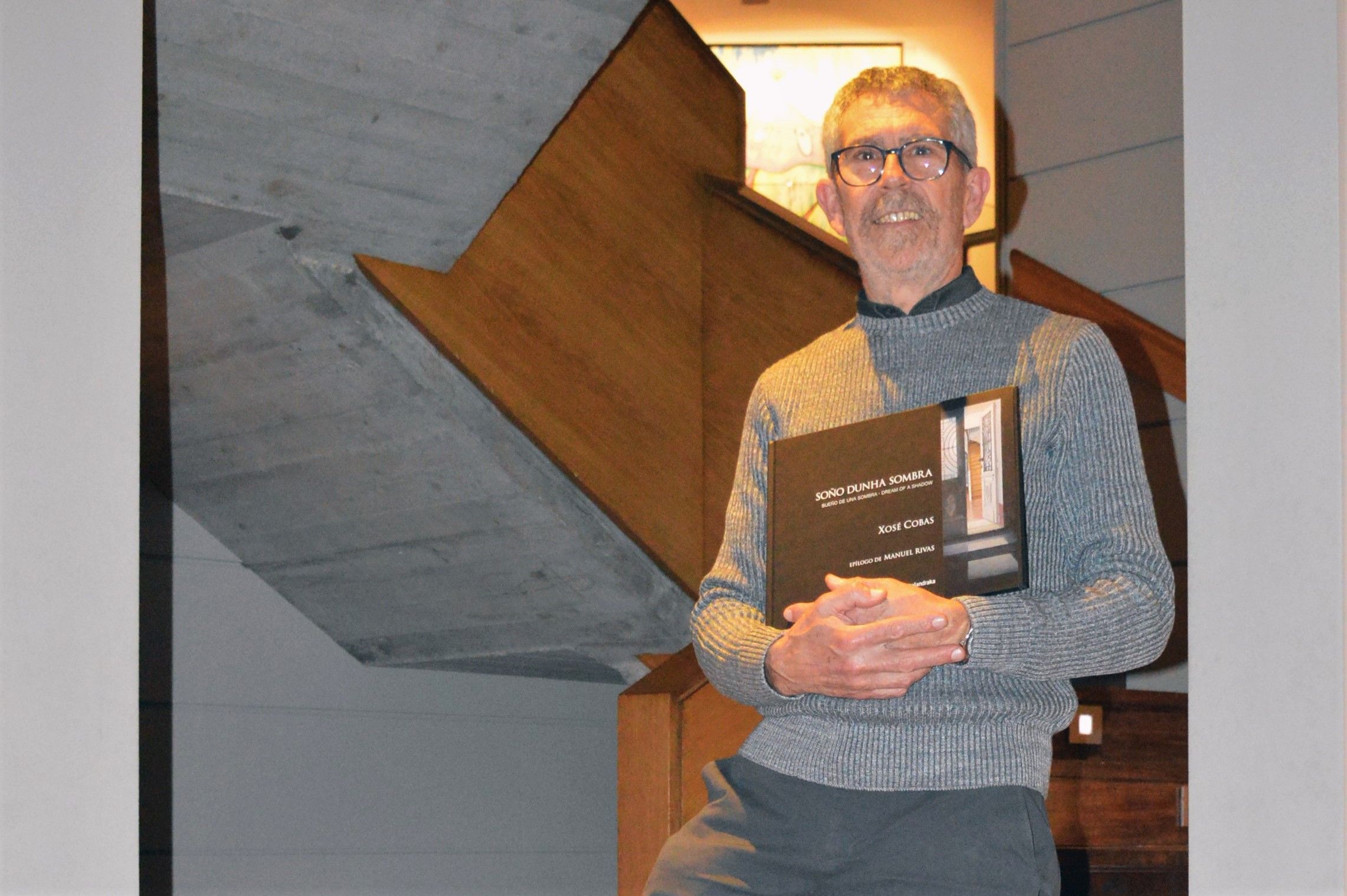 Xosé Cobas presenta su libro "Soño dunha sombra" en la Librería Metáfora