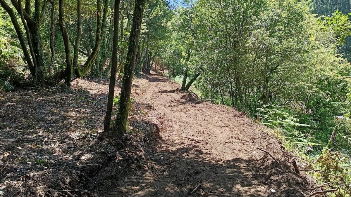 A senda dos Burros Fariñeiros encara a súa recta final no Grove